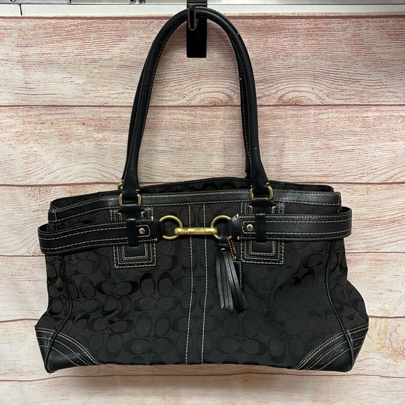 Coach | Bags | Coach Carryall Business Hamptons Signature 537 Black ...